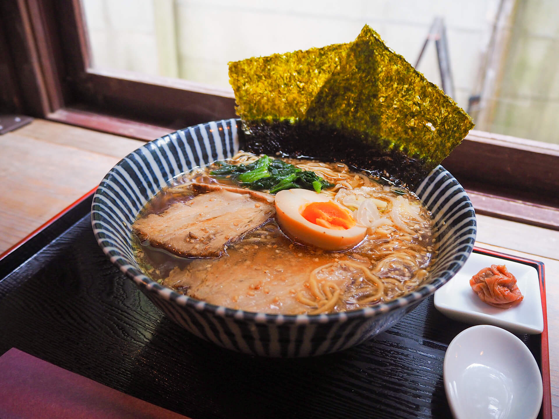 こだわりの名店を発掘！鎌倉で人気のラーメン屋さん17選 | 鎌倉観光なら [ バズトリ -BUZZ TRIP Kamakura-] 観光・グルメ・自然